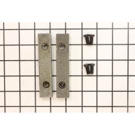 Wilton® OEM Replacement 4" Serrated Jaw Inserts- 21300-03 | Wilton Tools